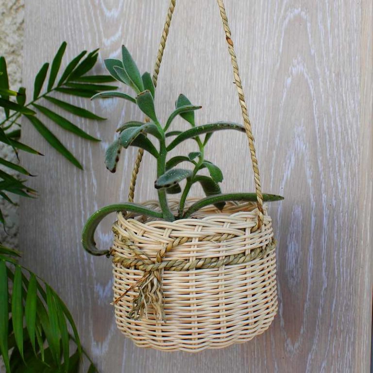 Cache-pot à suspendre – Vannerie Osier Rotin
